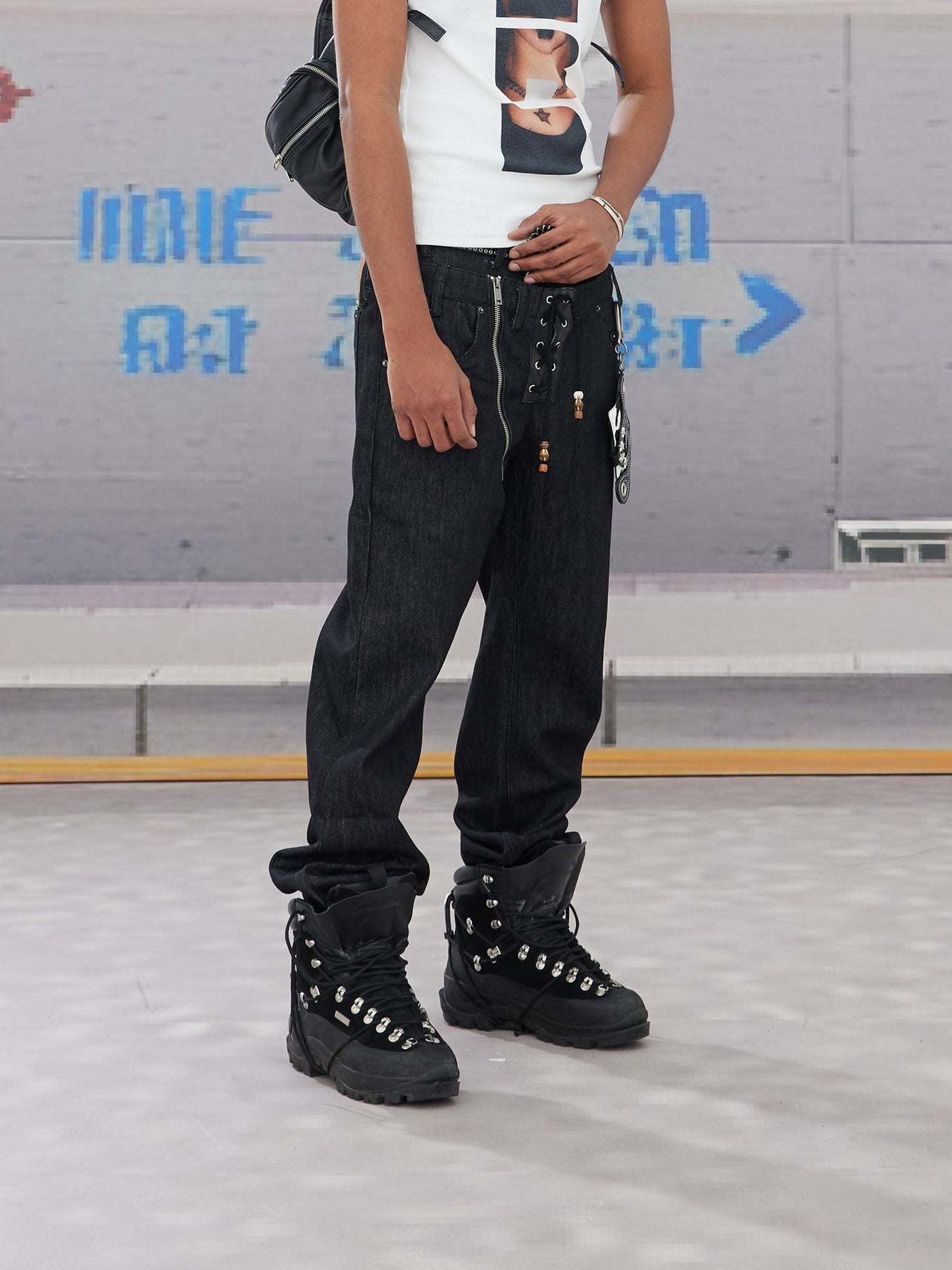 DND4DES Slanted Zipper Lace-Up Double-Waistband Raw Jeans