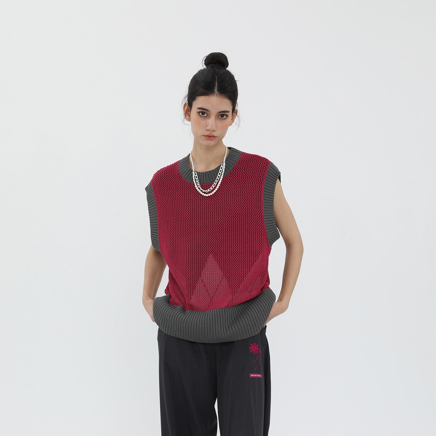 MIICHOUS Cutout Knitted Vest