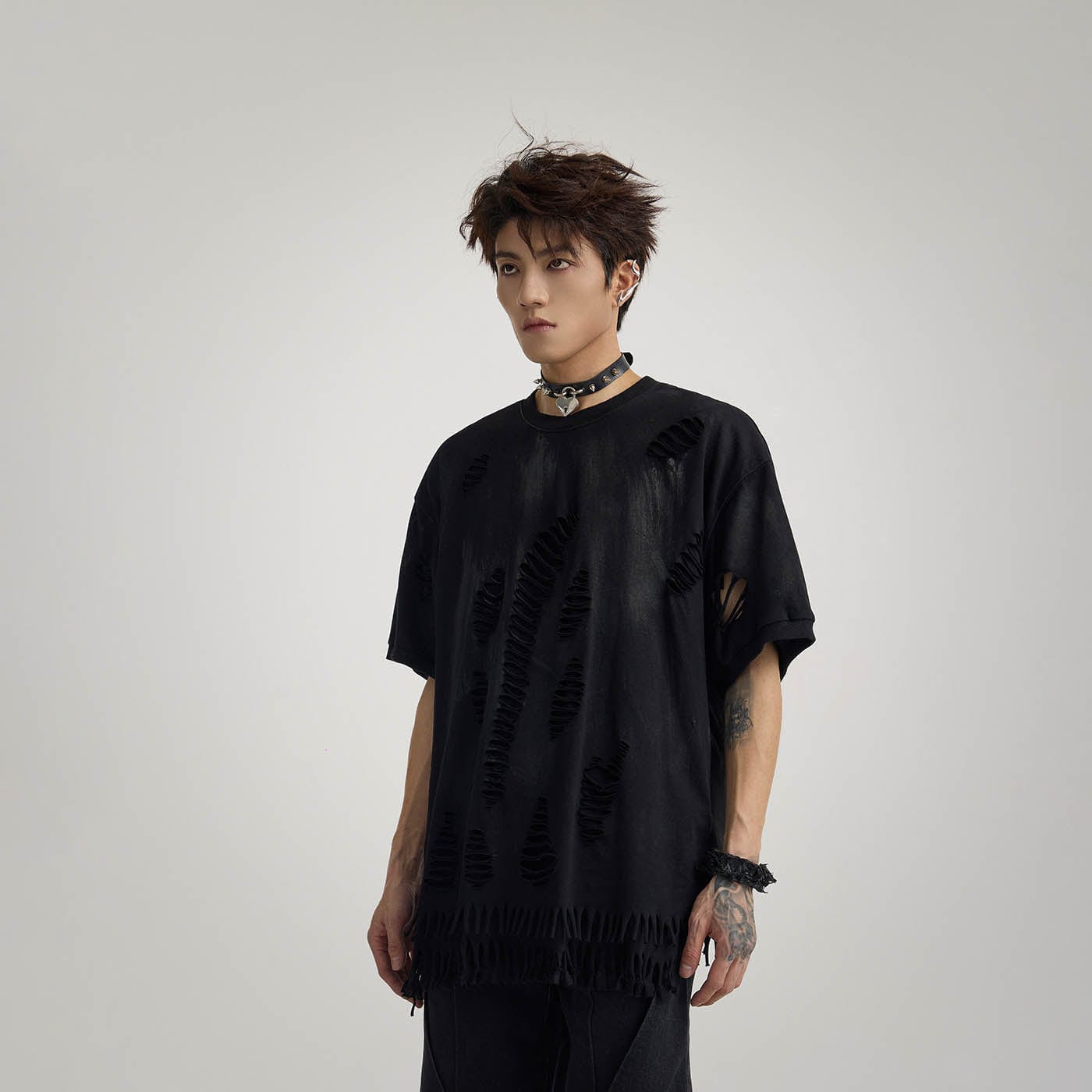 FLYERRER Double Layered Cut Out Distressed Washed T Shirt
